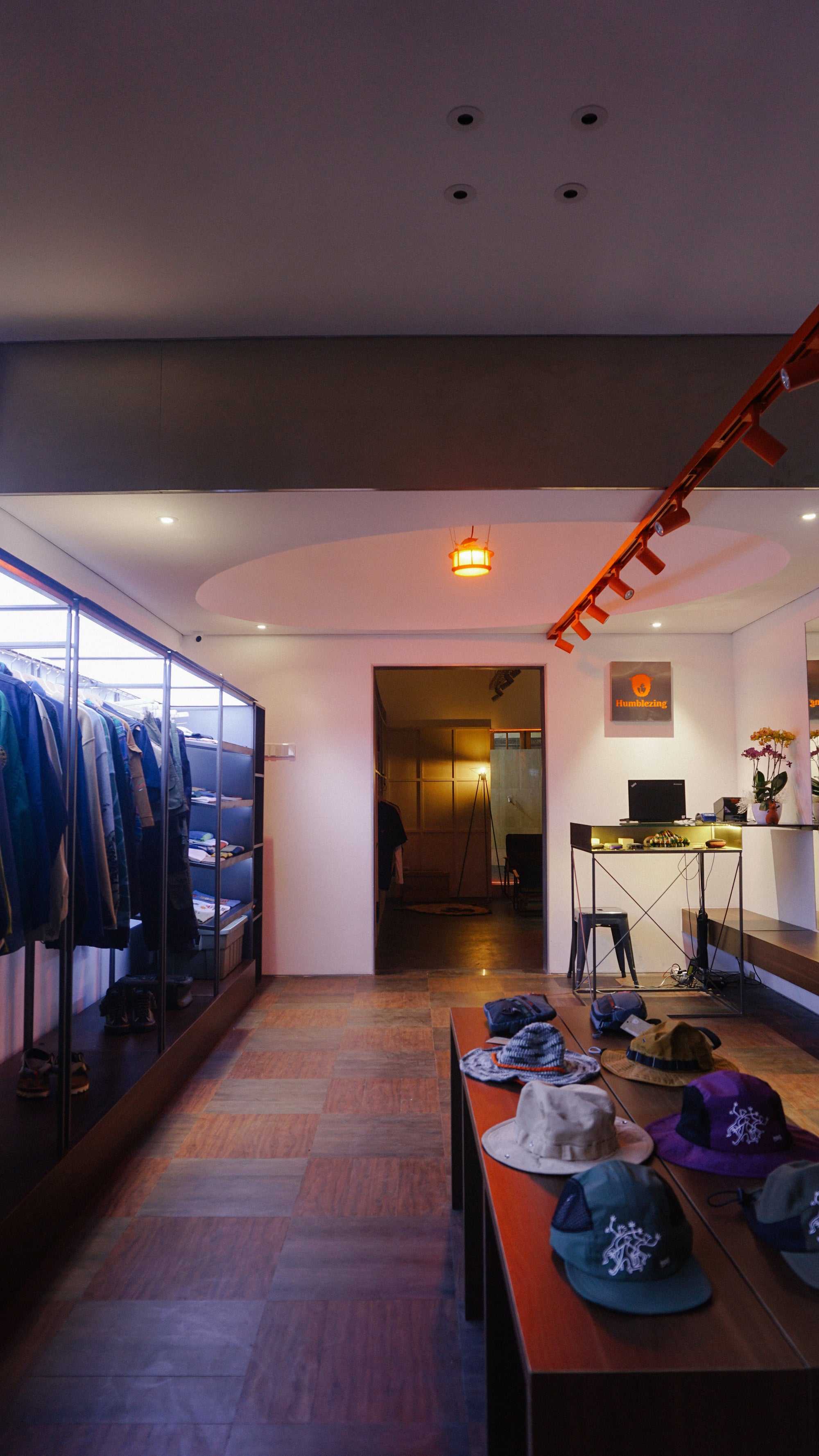 Stockist – Humblezing